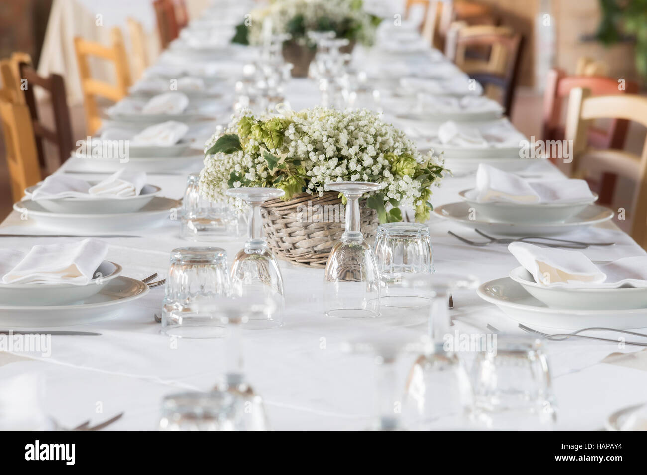 white table set for party Stock Photo - Alamy
