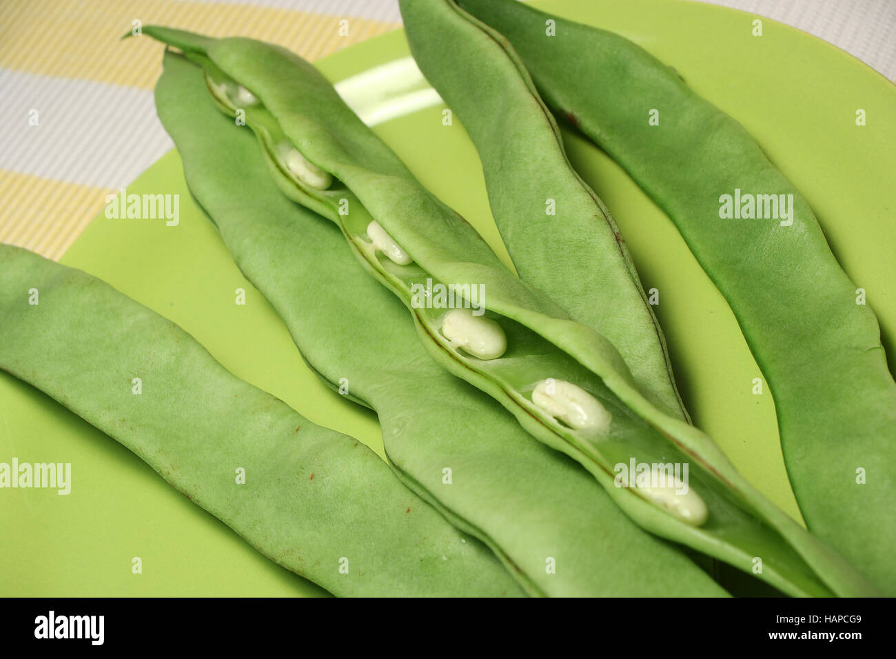 Coco beans hi-res stock photography and images - Alamy