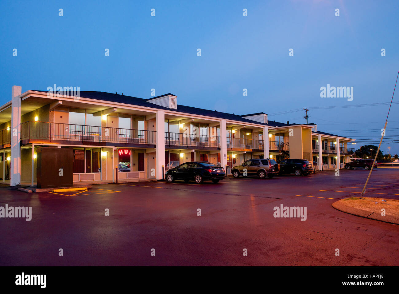 Fiddlers inn hi-res stock photography and images - Alamy