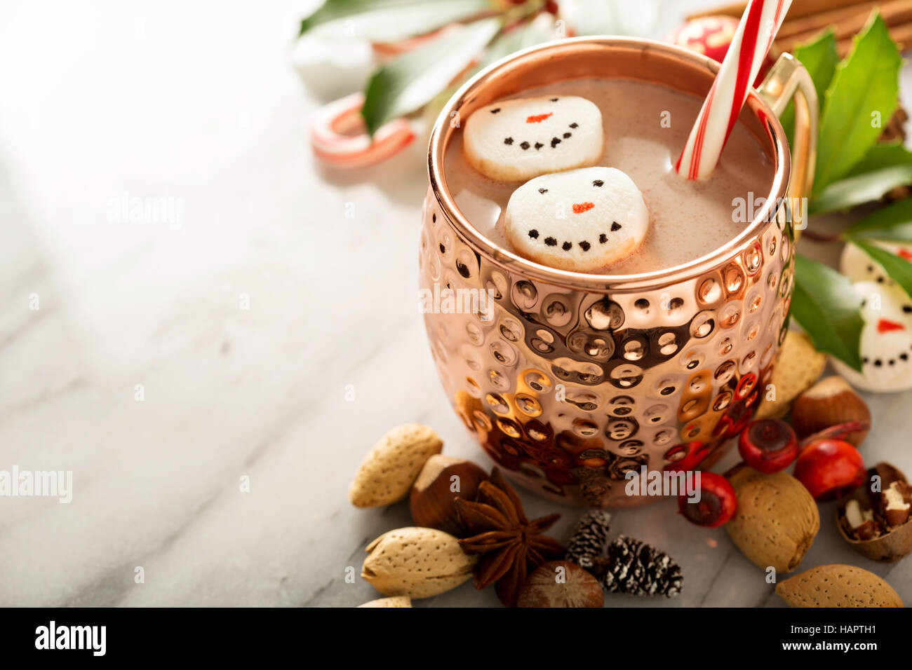 Marshmallow snowman face hi-res stock photography and images - Alamy