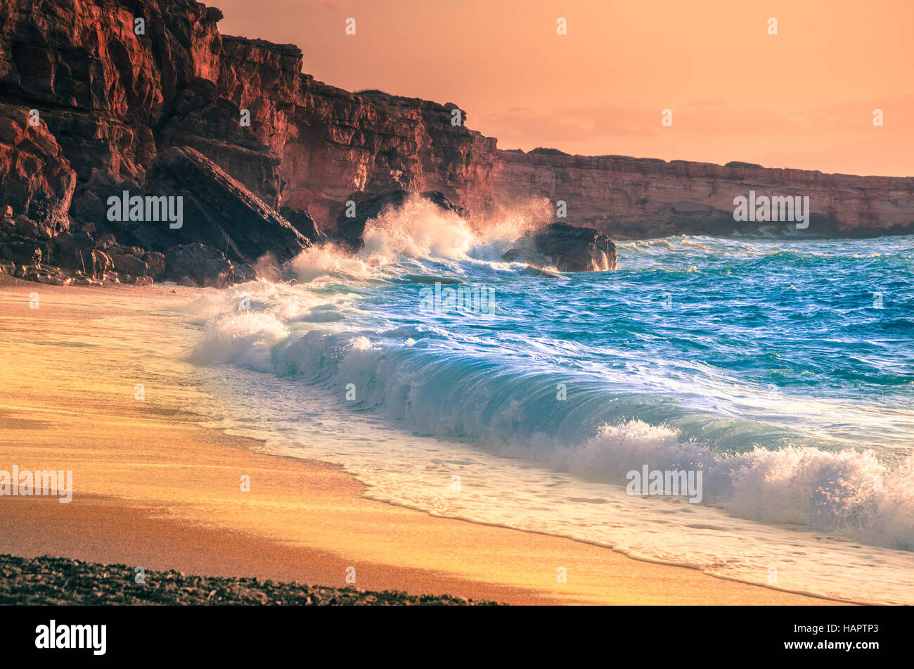 Vibrant beach scene sunset hi-res stock photography and images - Alamy