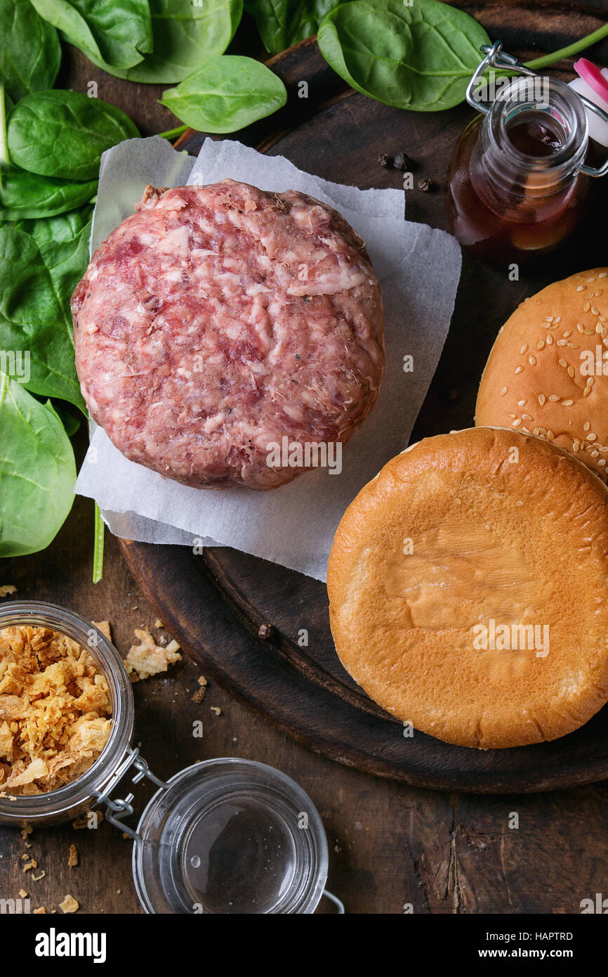 Ingredients for making burger Stock Photo - Alamy