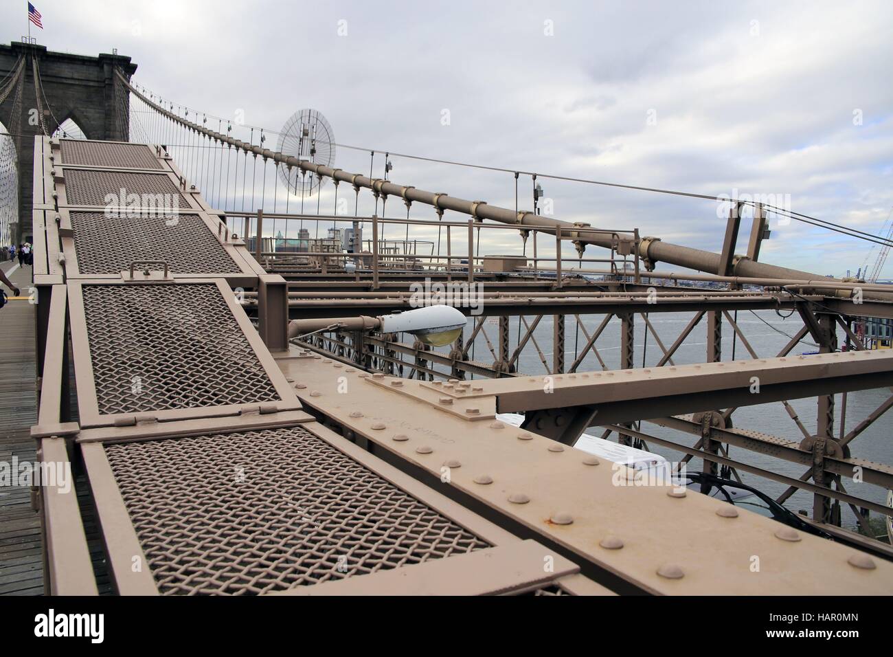 The Brooklyn Bridge connects Manhattan and Brooklyn and spans the East ...
