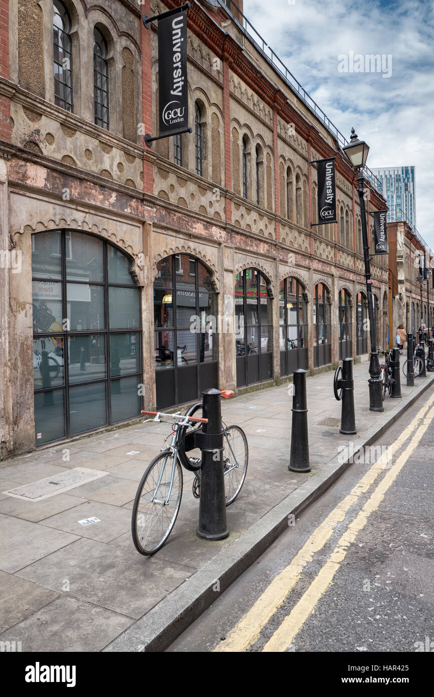 Moorish Bazaar (1905) in Fashion Street, near Brick Lane in ...