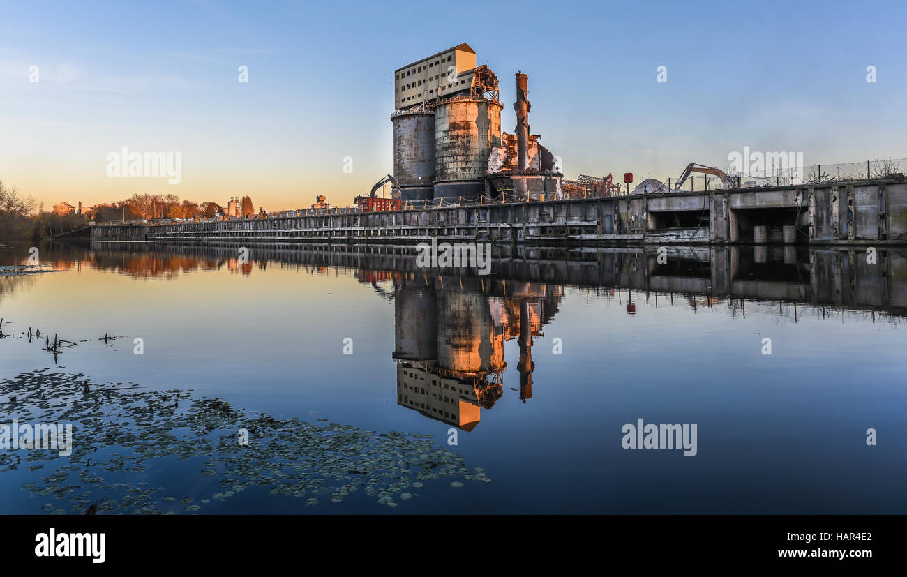 Winnington works hi-res stock photography and images - Alamy