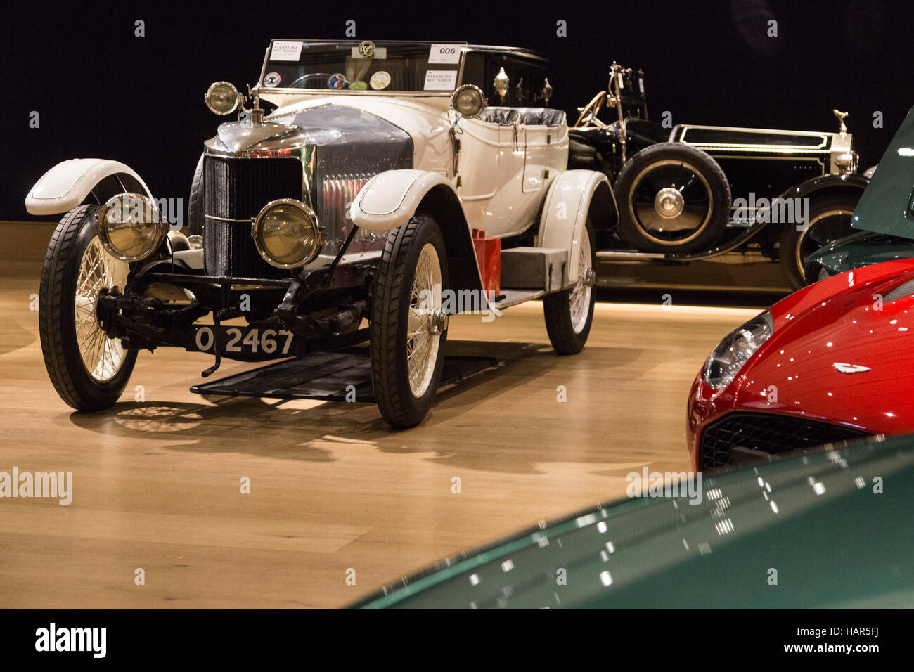 London, UK. 2 December 2016. 1914 Prince Henry Vauxhall, the world's ...