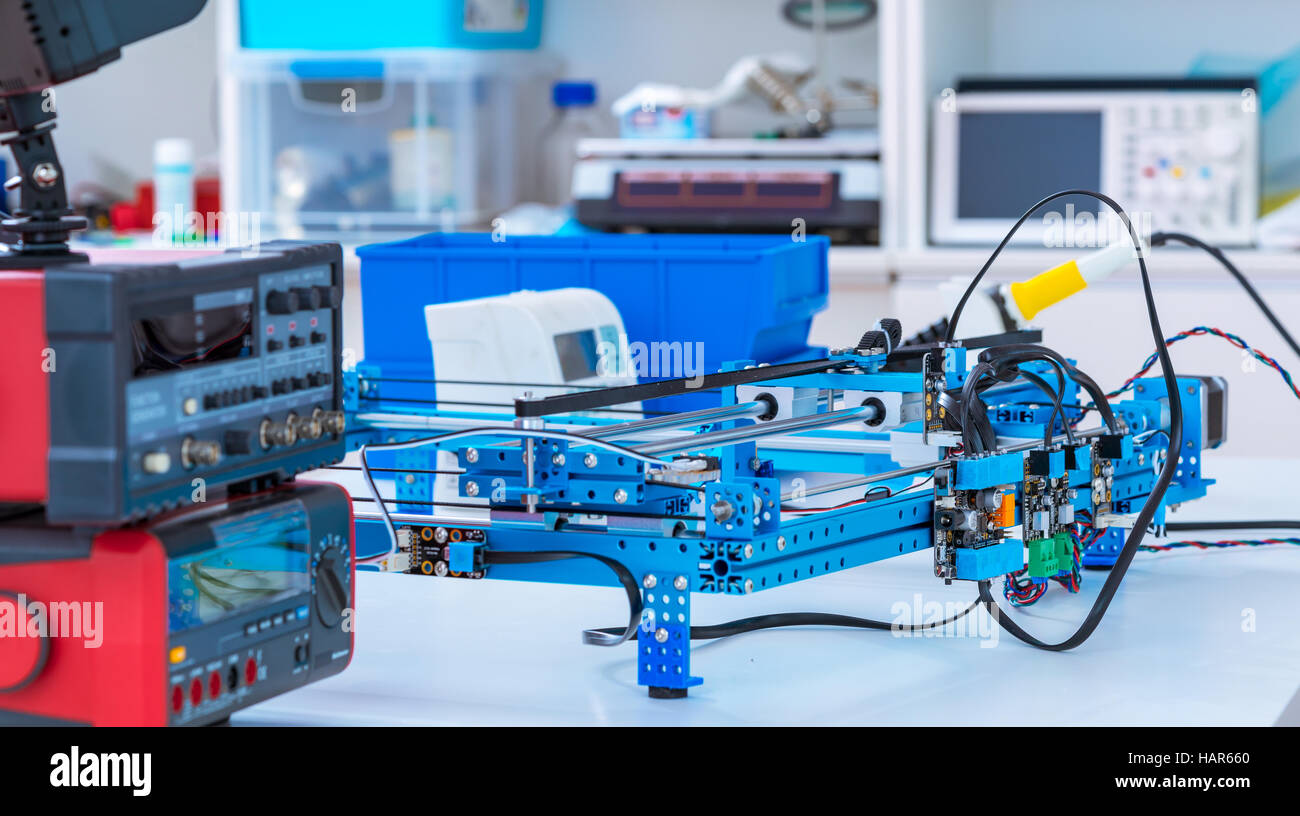 Laboratory equipment physical optical experiments Stock Photo - Alamy