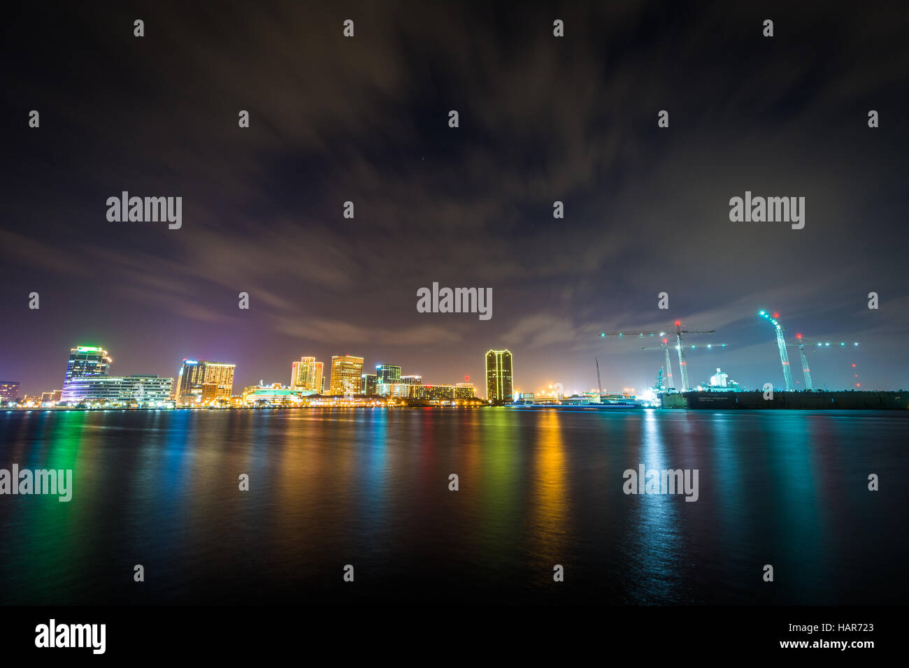 Norfolk virginia skyline hi-res stock photography and images - Alamy