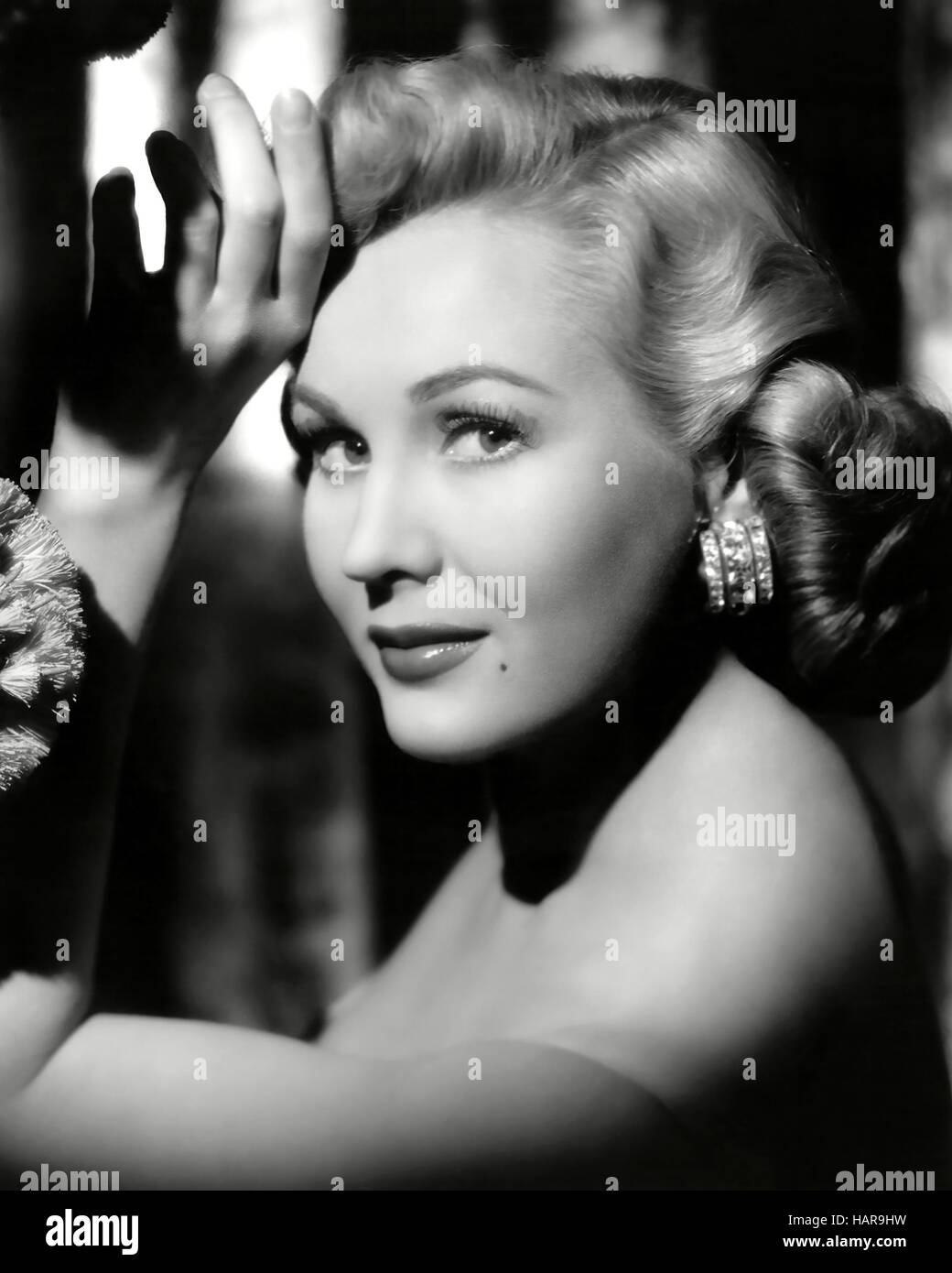 VIRGINIA MAYO (1920-2005) US film actress and dancer about 1952 Stock ...