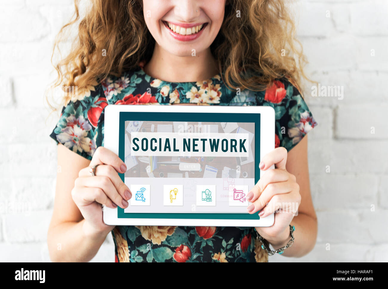 Social Network Online Communication Concept Stock Photo - Alamy