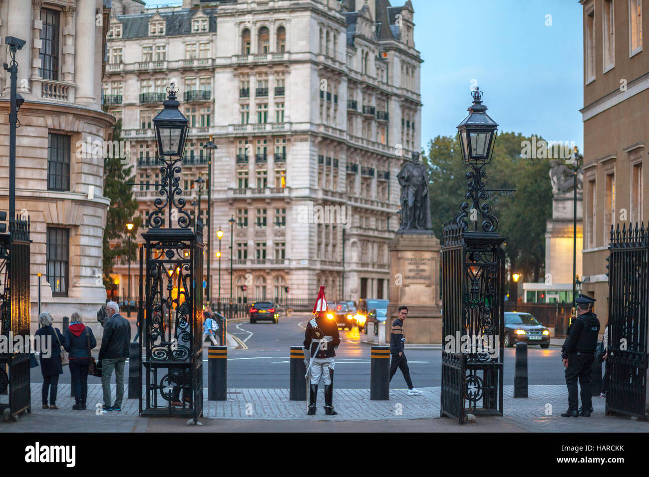 London people looking at Royal guard on Horse guards parade Stock Photo ...