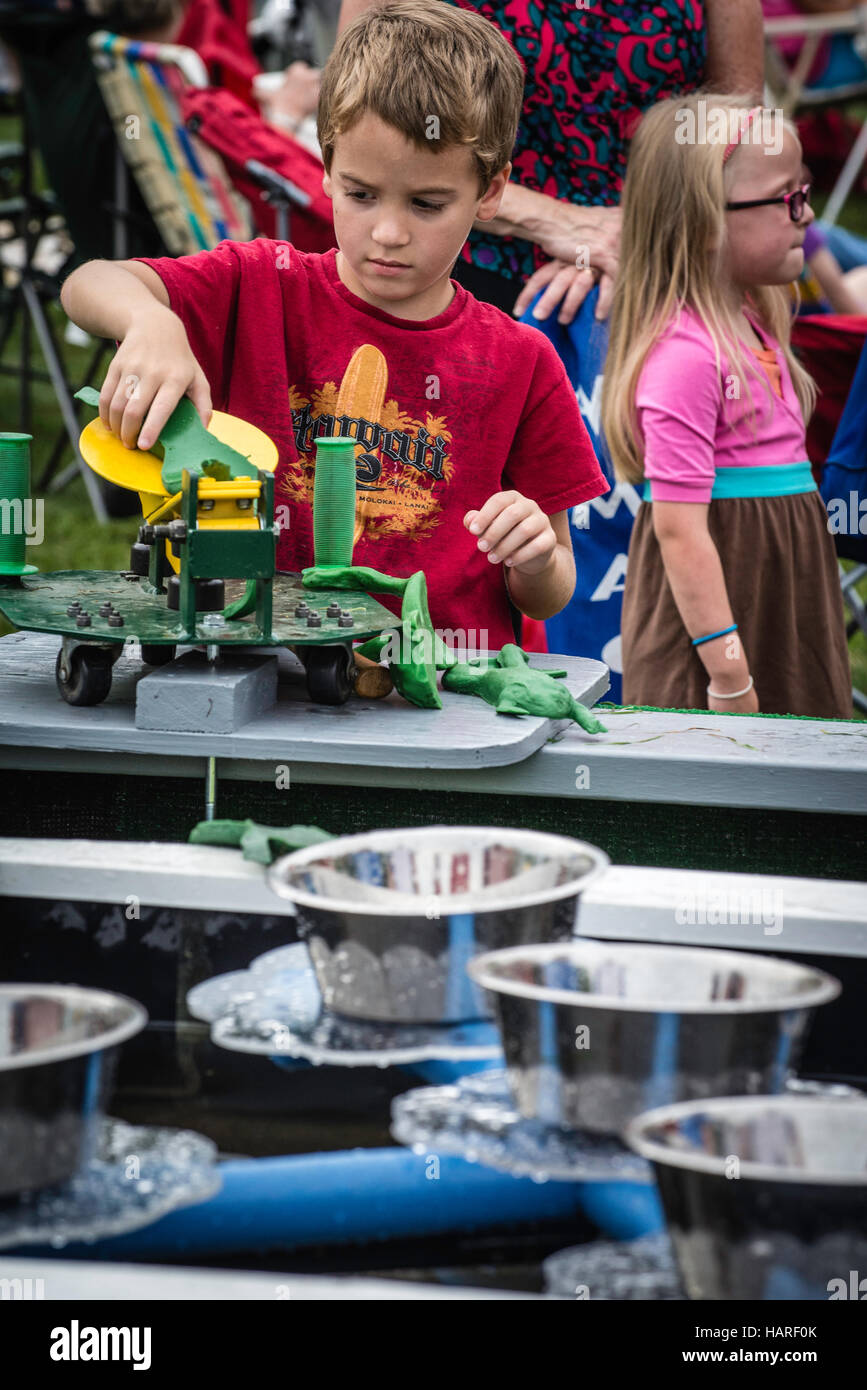 Washington boro tomato festival Stock Photo - Alamy