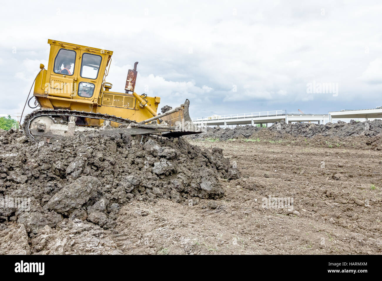 Construction site busy operate hi-res stock photography and images - Alamy