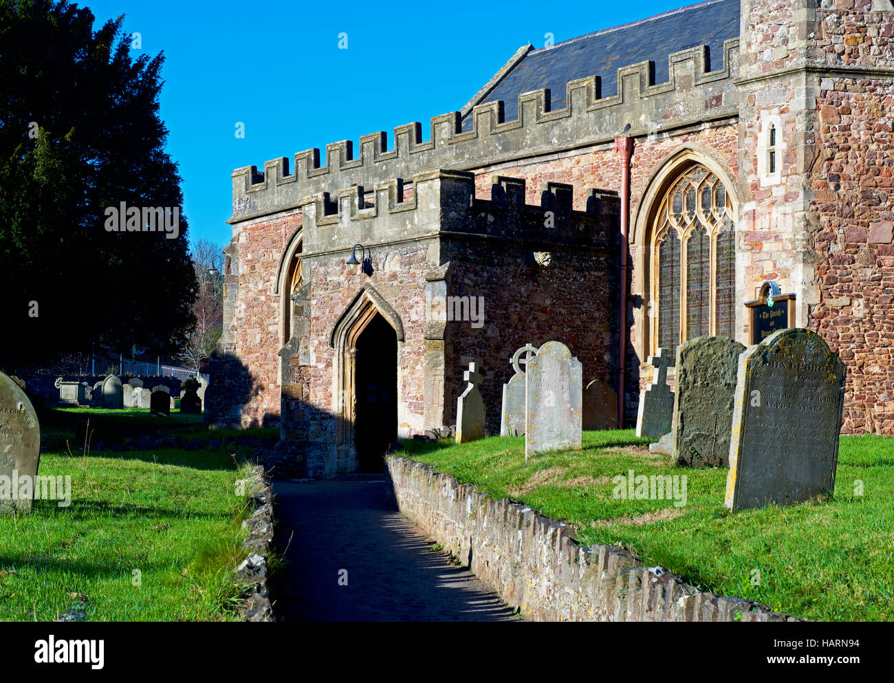 St georges street dunster hi-res stock photography and images - Alamy