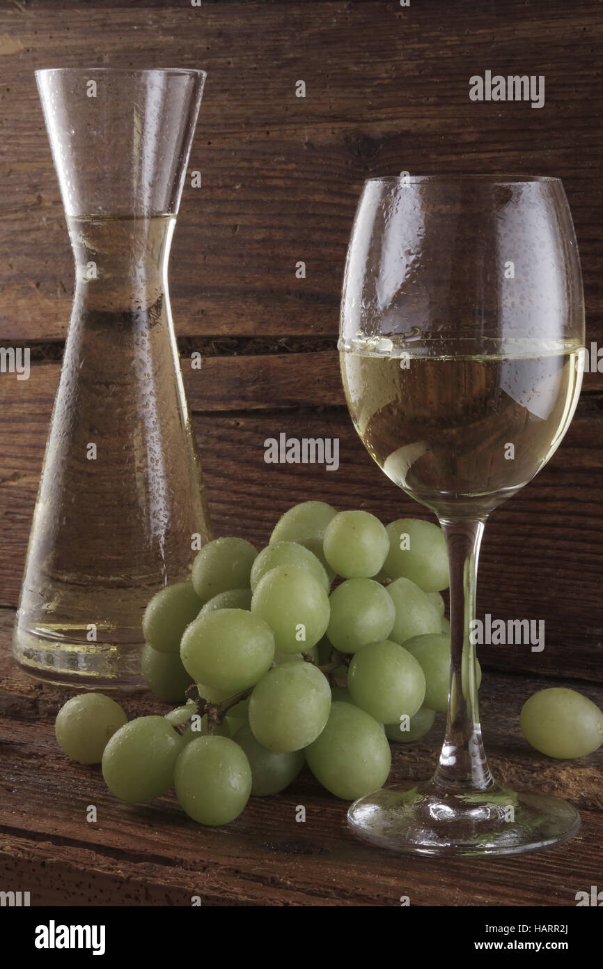 Karaffe wine hi-res stock photography and images - Alamy