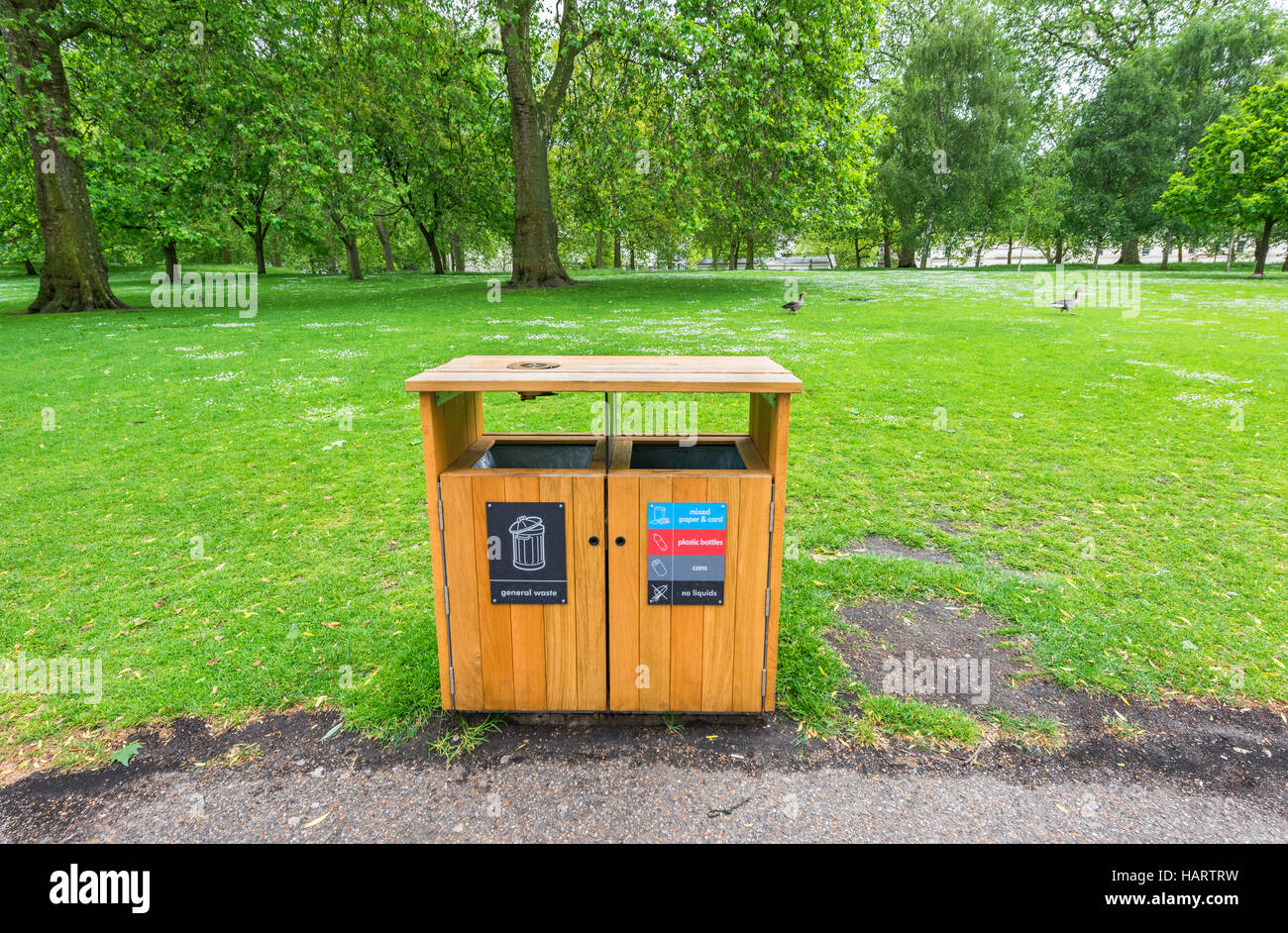 Trash bin in St James park, London Stock Photo - Alamy