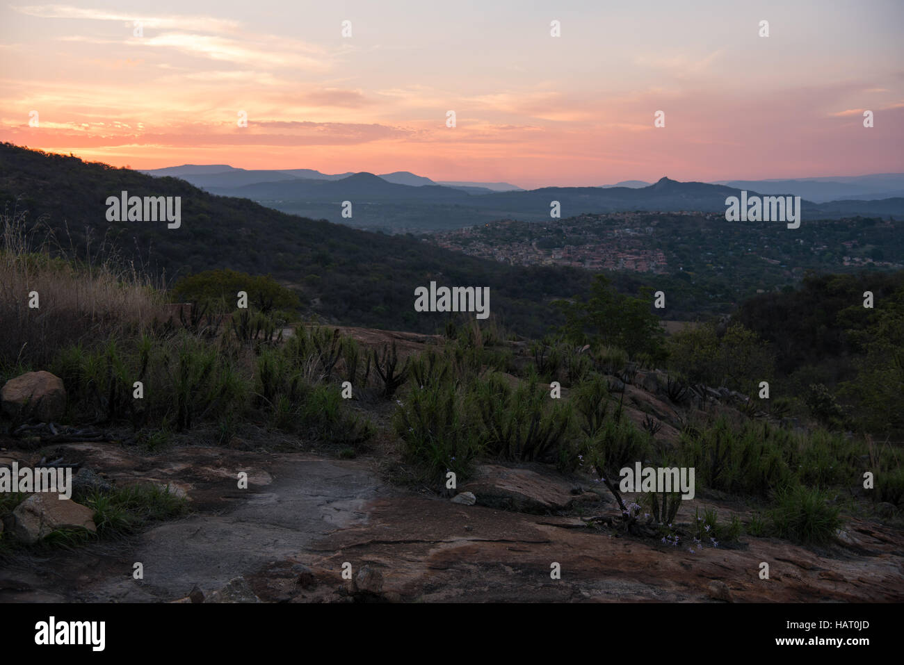 Rolling mountains hi-res stock photography and images - Alamy