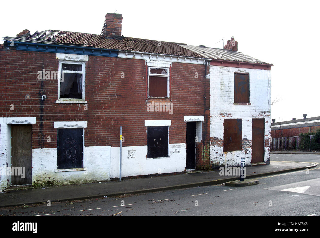 Lower class housing hi-res stock photography and images - Alamy