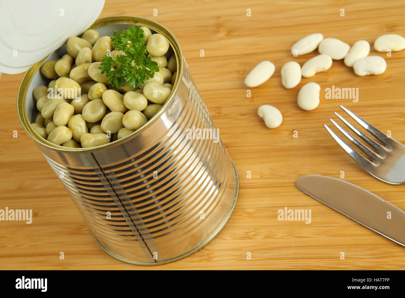 Beans in a can Stock Photo - Alamy