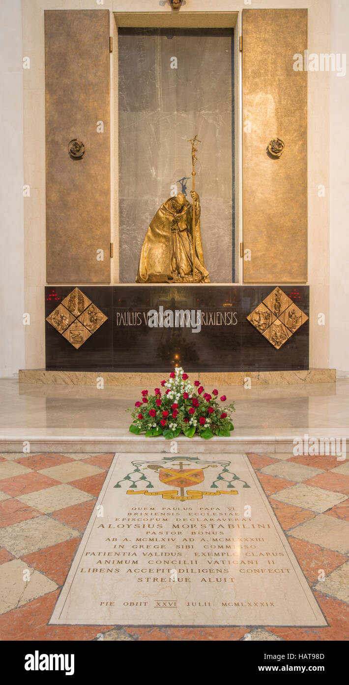 BRESCIA, ITALY - MAY 22, 2016: The statue of memorial of Pope Paul VI ...