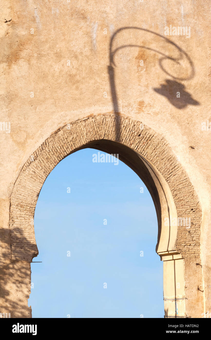 Shadow arch hi-res stock photography and images - Alamy