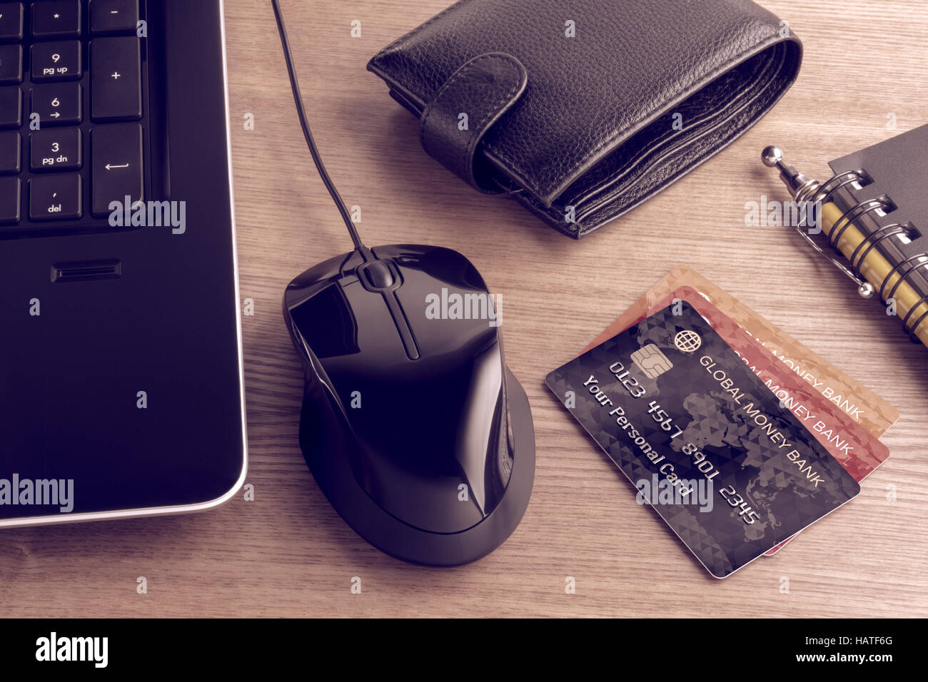 Online banking electronic payment hi-res stock photography and images ...