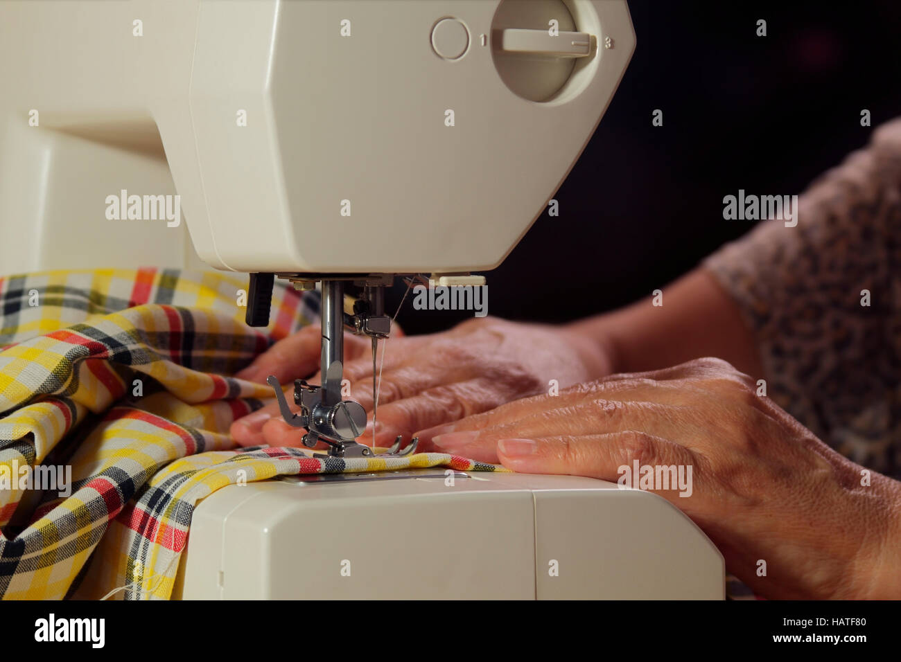 Mechanic sewing machine hi-res stock photography and images - Alamy