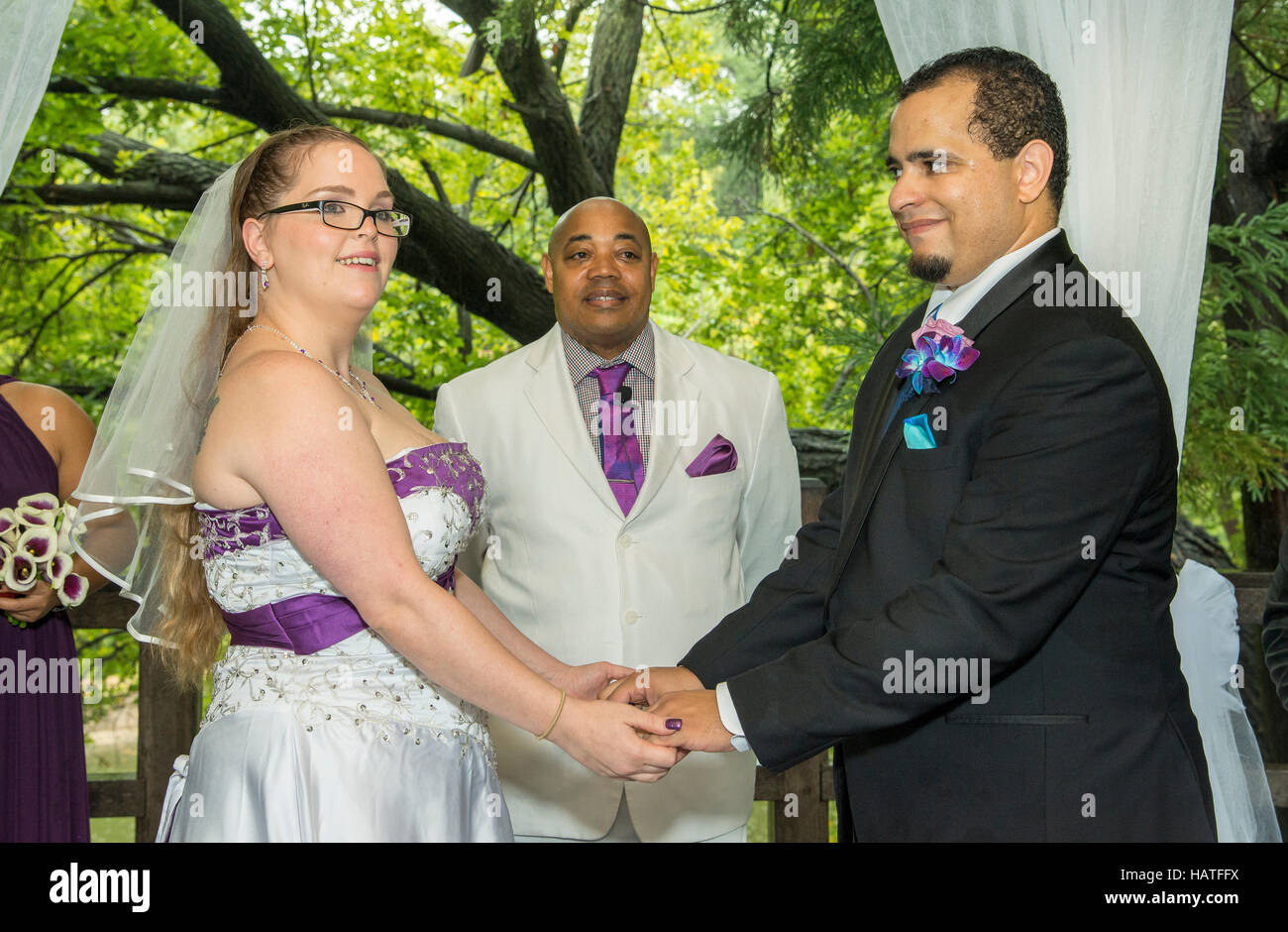 Interracial wedding in Dallas, Texas Stock Photo - Alamy