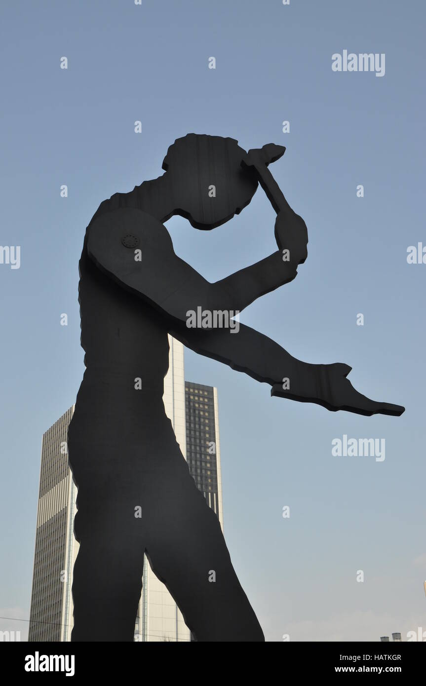 Hammering man' frankfurt hi-res stock photography and images - Alamy