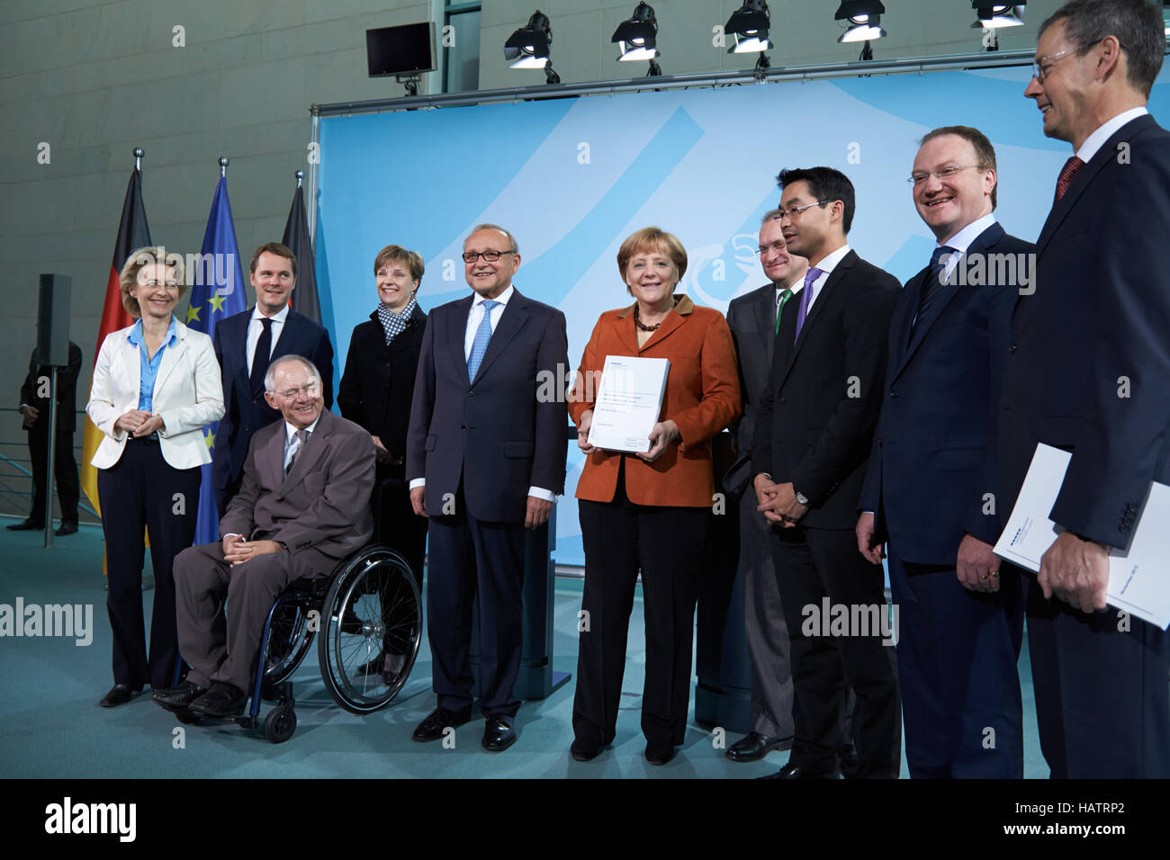 Federal chancellor and prof dr peter bofinger hi-res stock photography ...