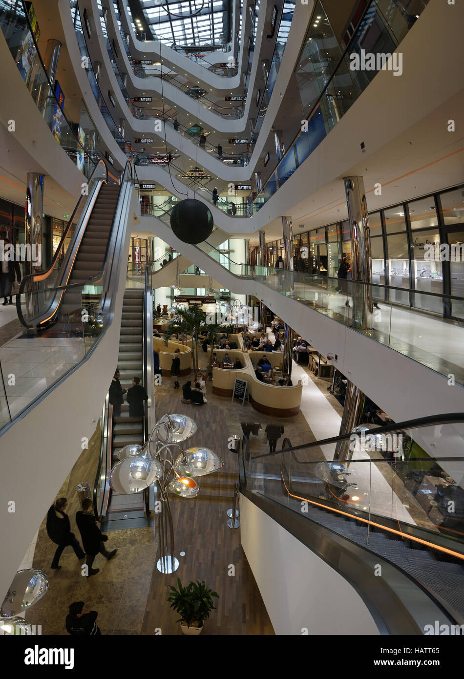 Shoppingmall hi-res stock photography and images - Alamy