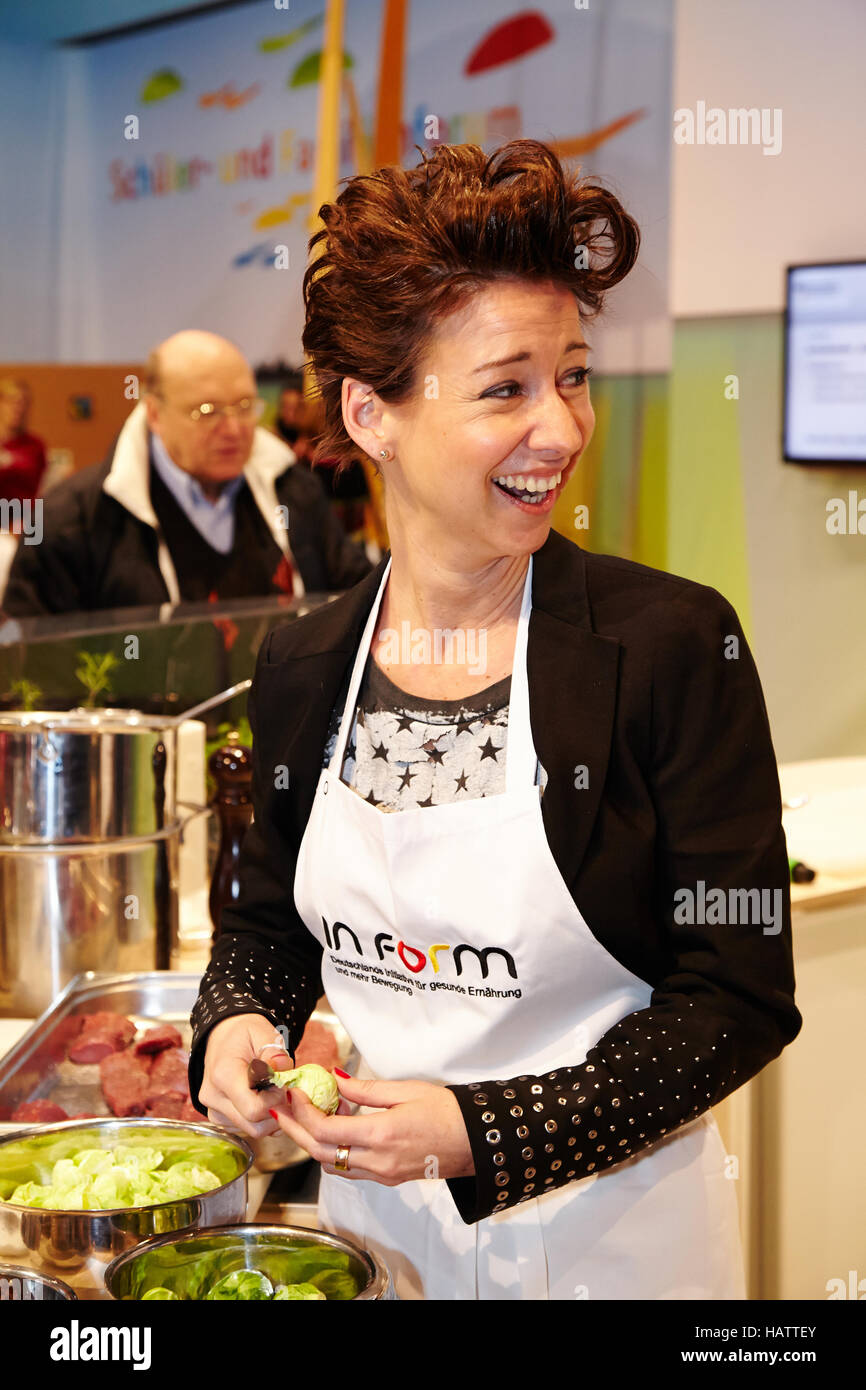 Isabell hertel hi-res stock photography and images - Alamy