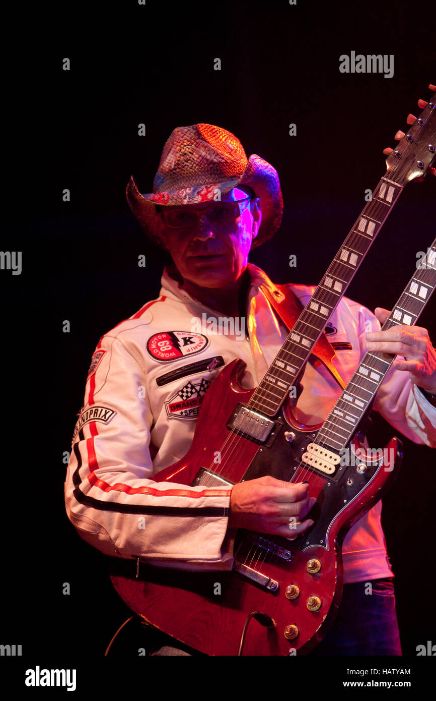 Fritz puppel hi-res stock photography and images - Alamy