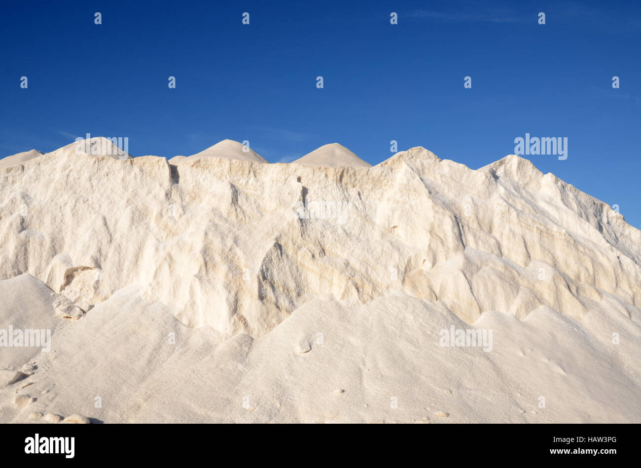massive mountains of salt Stock Photo - Alamy