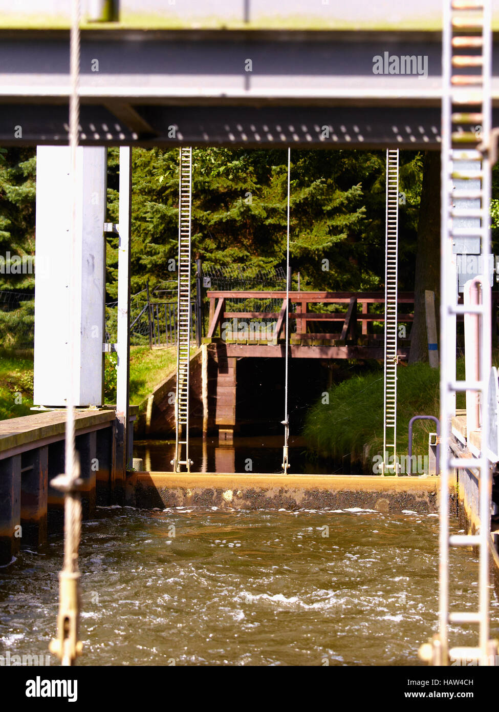 Lock on river in the Spreewald Stock Photo - Alamy