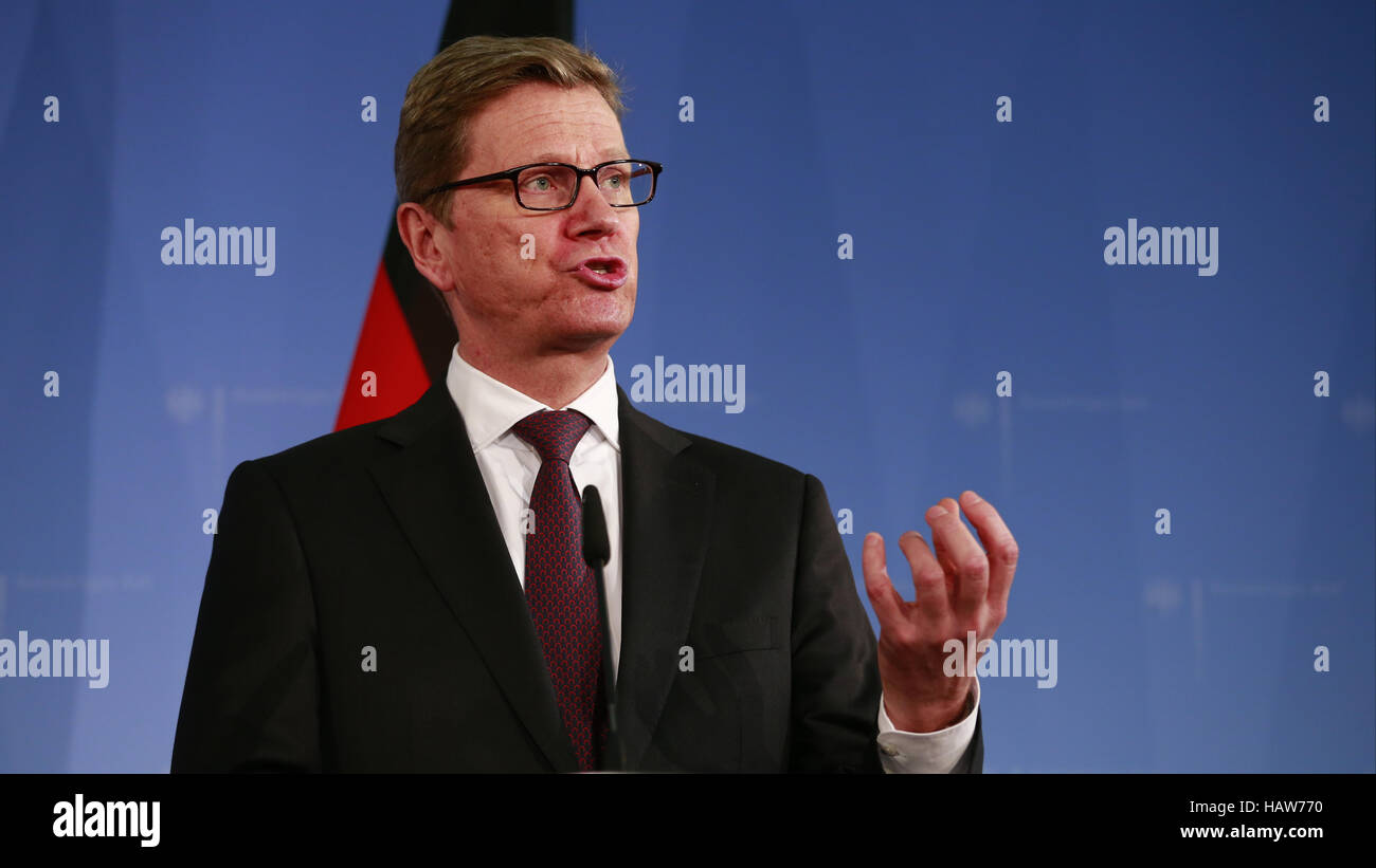 John Kerry meets German FM Westerwelle Stock Photo - Alamy