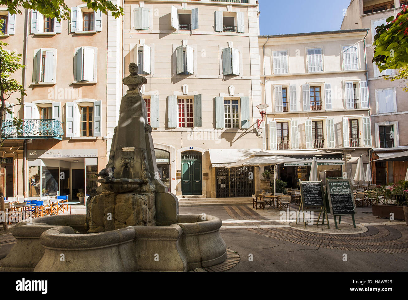 Manosque france hi-res stock photography and images - Alamy