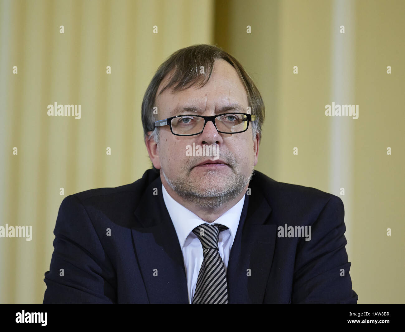 Customs duty office hi-res stock photography and images - Alamy