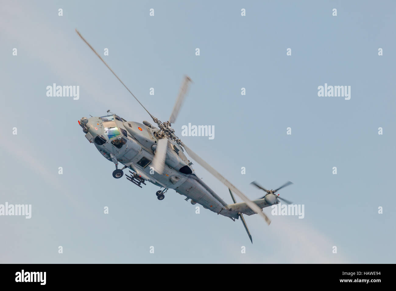 Sh 60b seahawk helicopter hi-res stock photography and images - Alamy