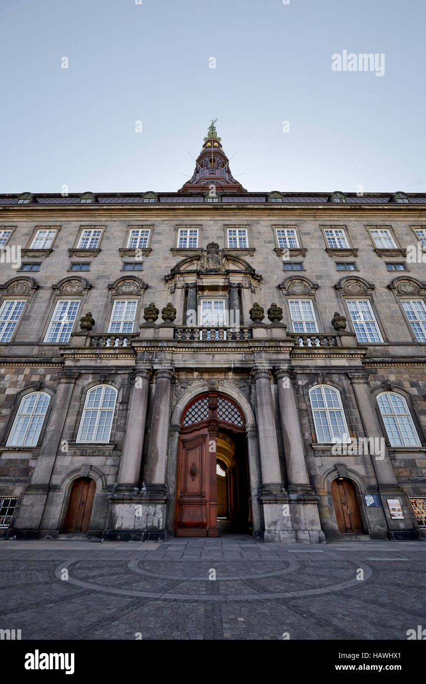 Schloss christiansborg palace hi-res stock photography and images - Alamy