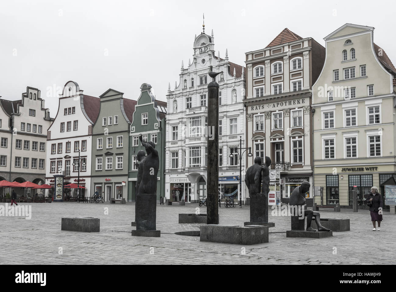 Rostock neuer markt hi-res stock photography and images - Alamy