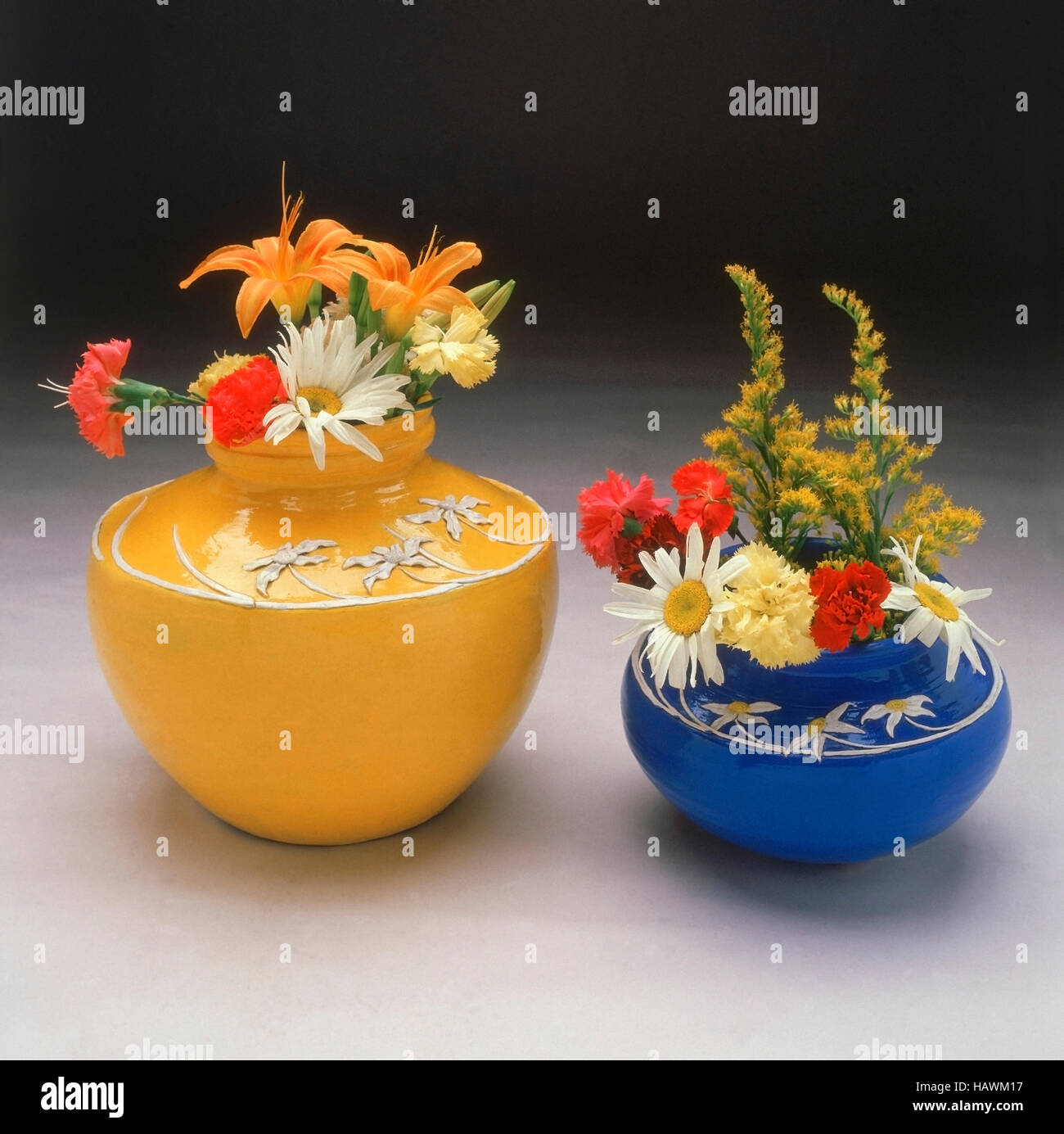 Pots arrangement hi-res stock photography and images - Alamy