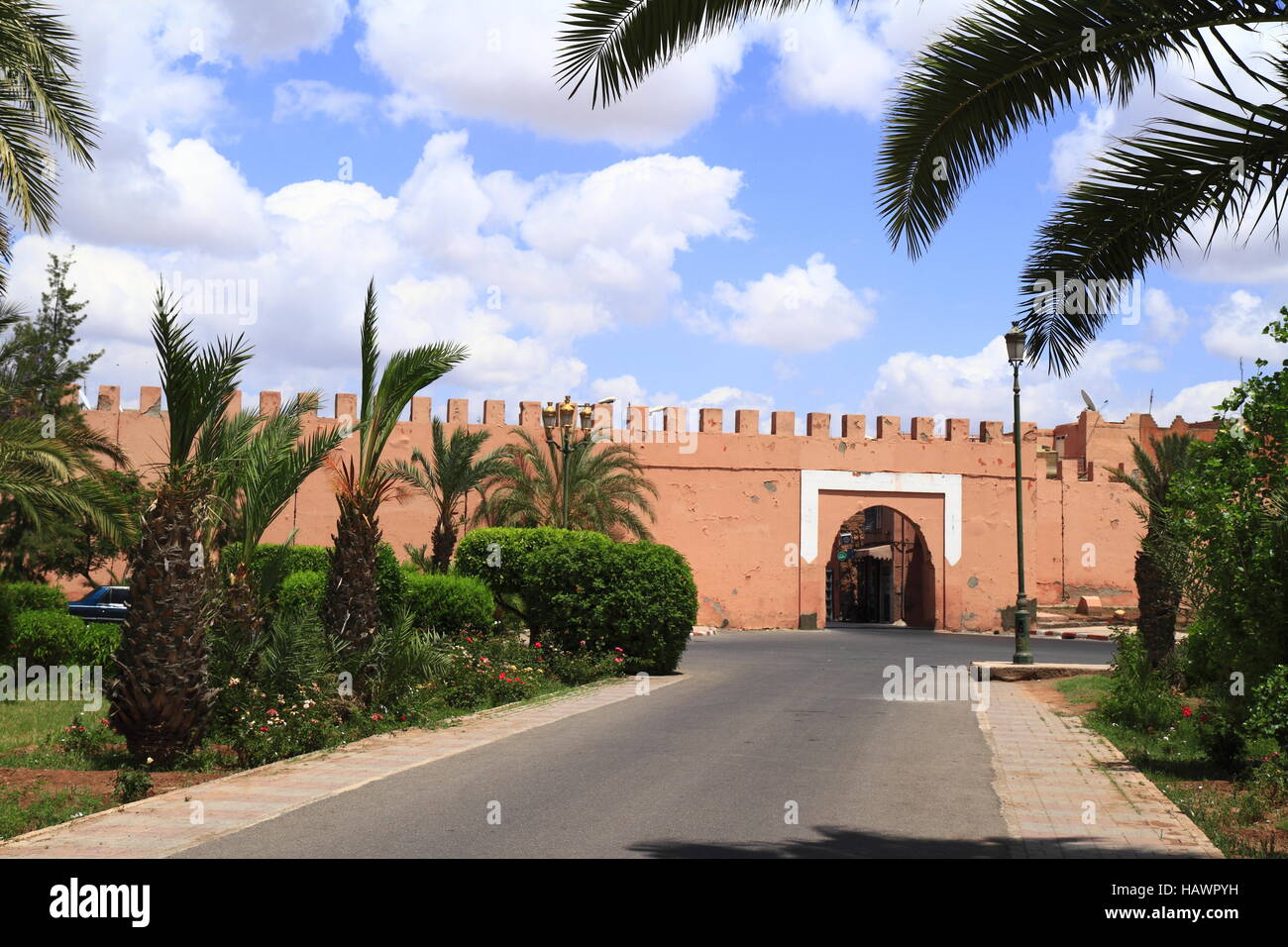 Old city walls marrakech morocco hi-res stock photography and images ...