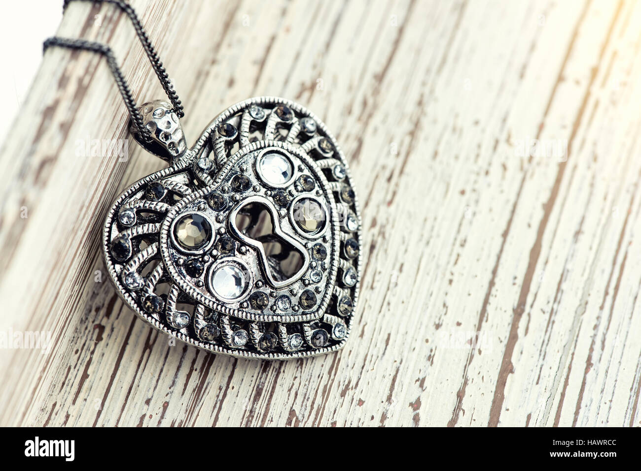 Empty oval medallion hi-res stock photography and images - Alamy