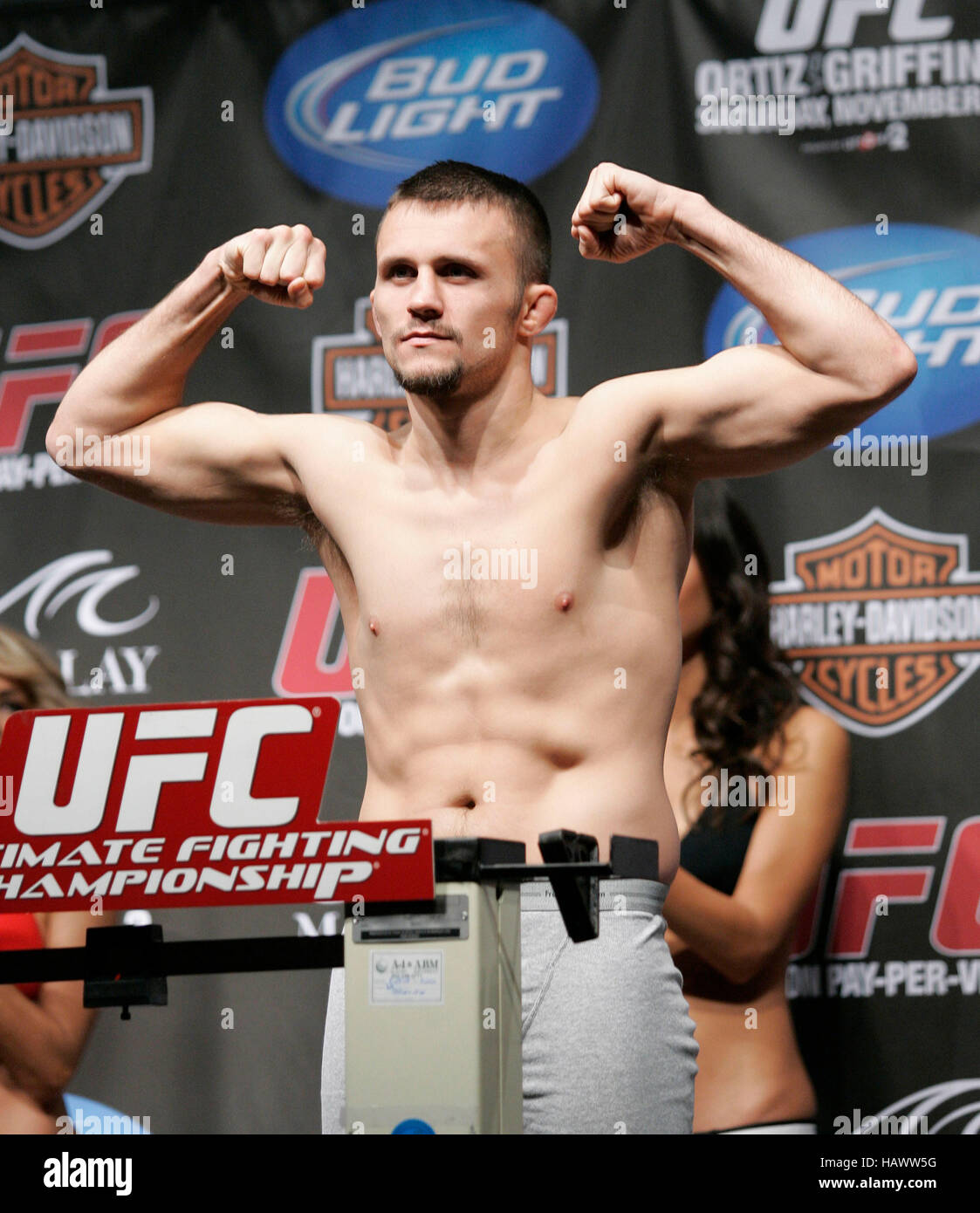 Jason Dent at the UFC 106 weigh-ins at the Mandalay Events Center on ...