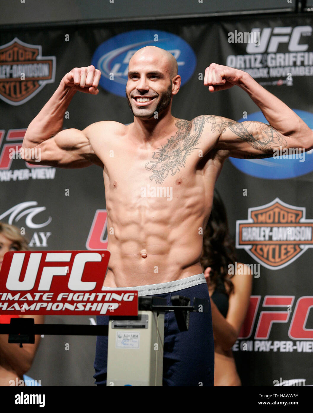 Ben Saunders at the UFC 106 weigh-ins at the Mandalay Events Center on ...