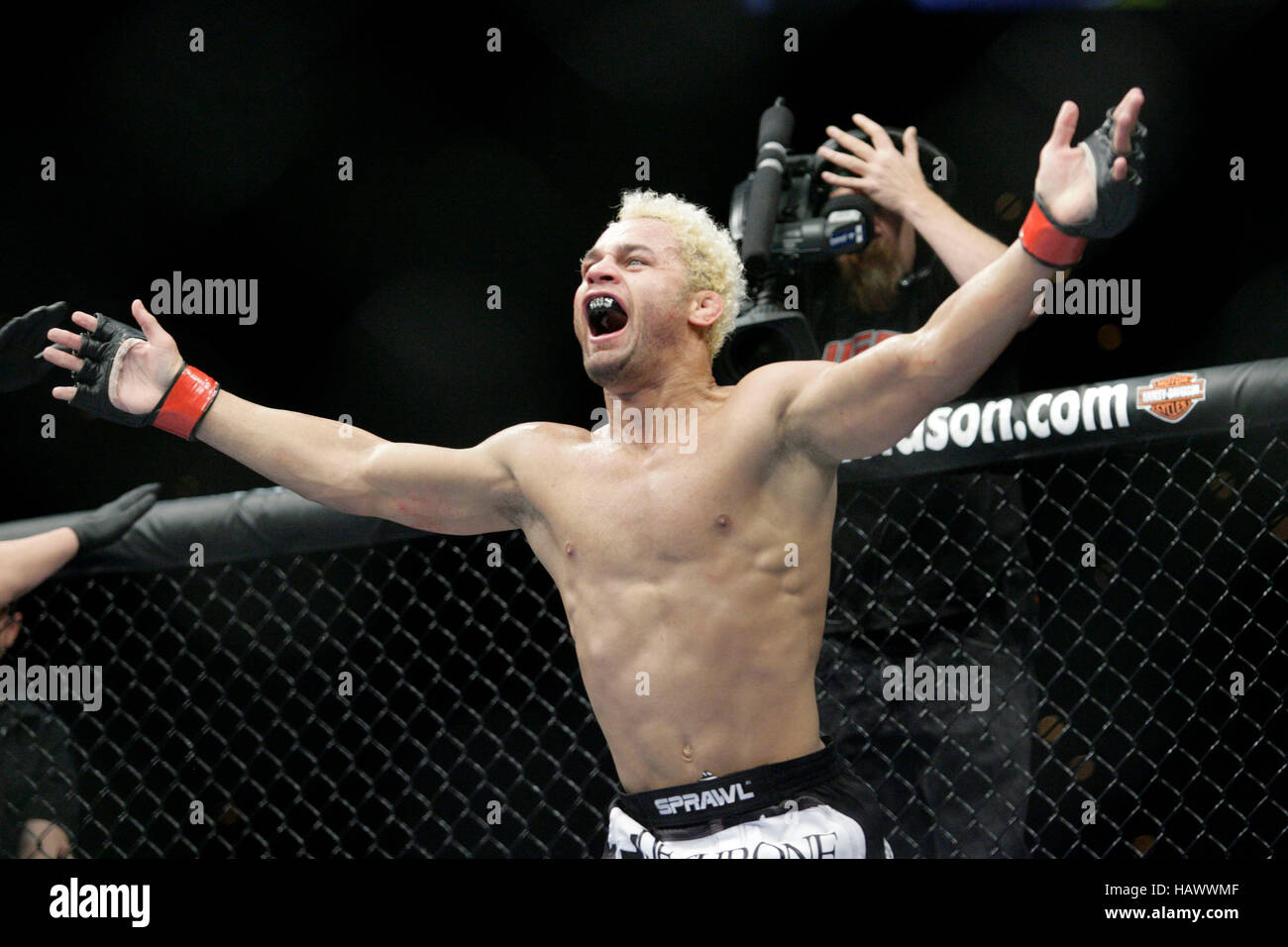 Josh Koscheck celebrates his victory over Anthony Johnson at UFC 106 at ...