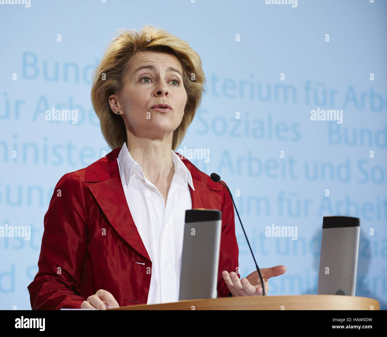 Current German labor market developments Stock Photo - Alamy