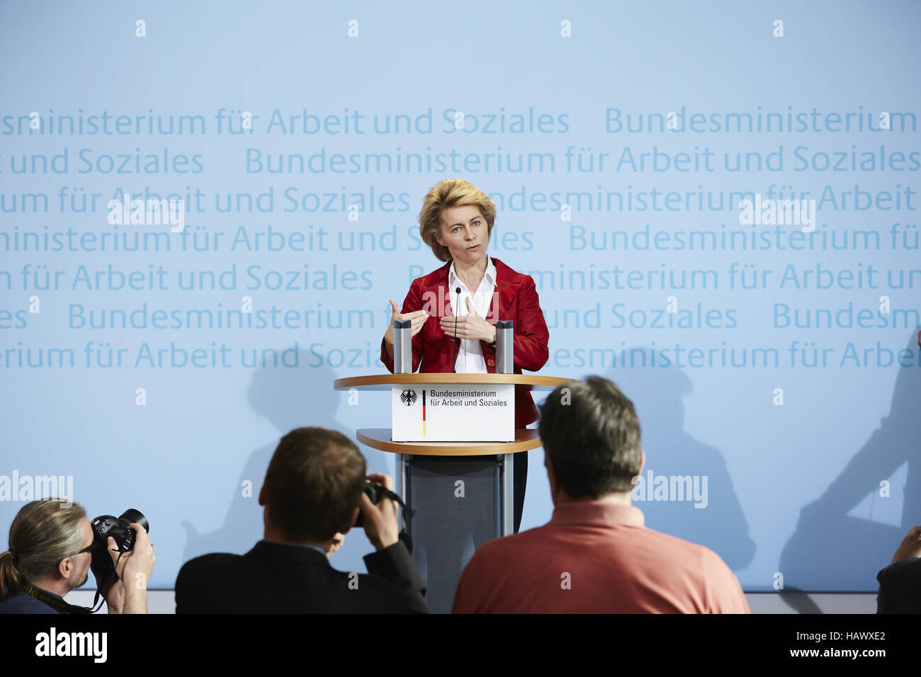 Current German labor market developments Stock Photo - Alamy