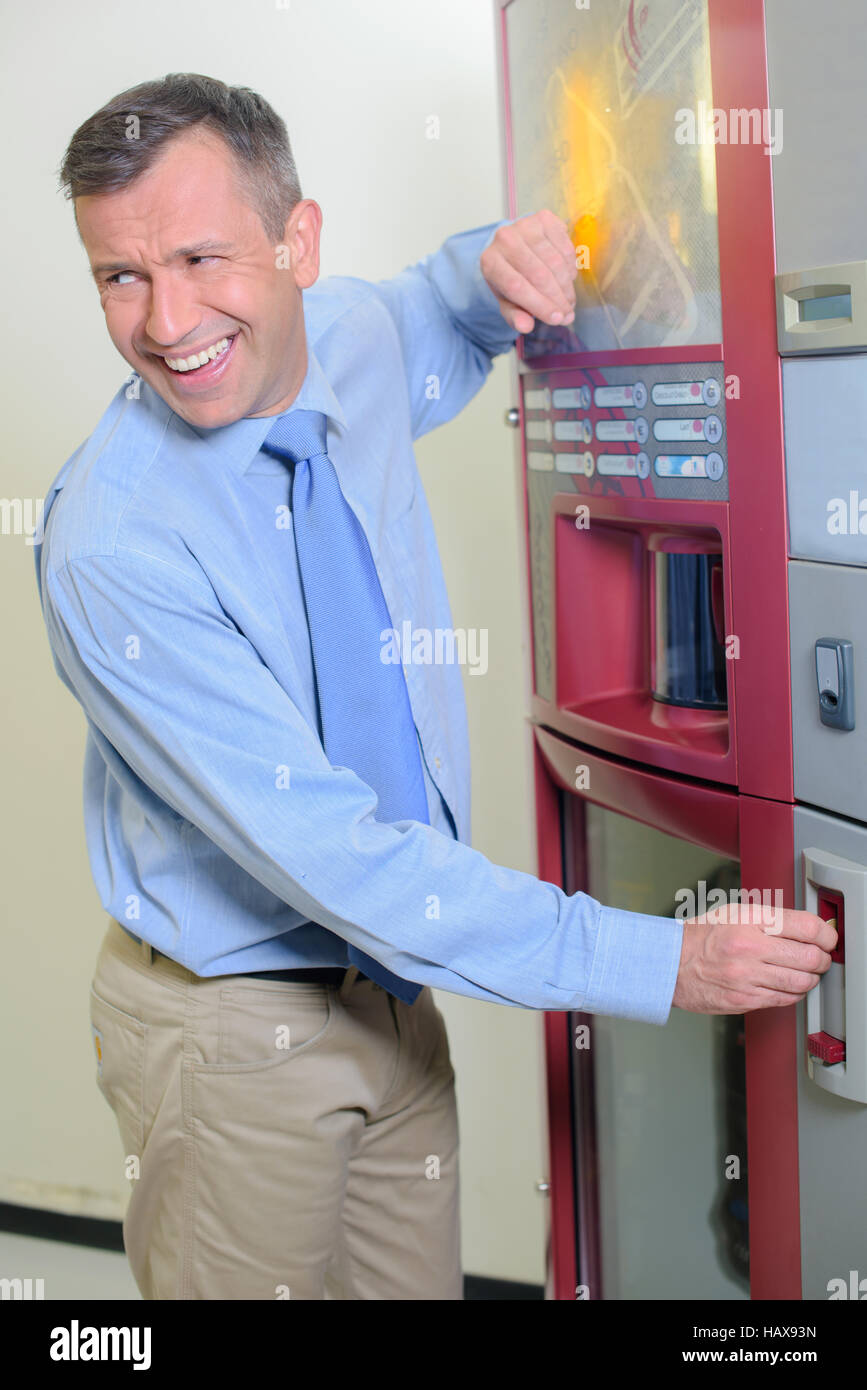 beverage vending machine Stock Photo - Alamy